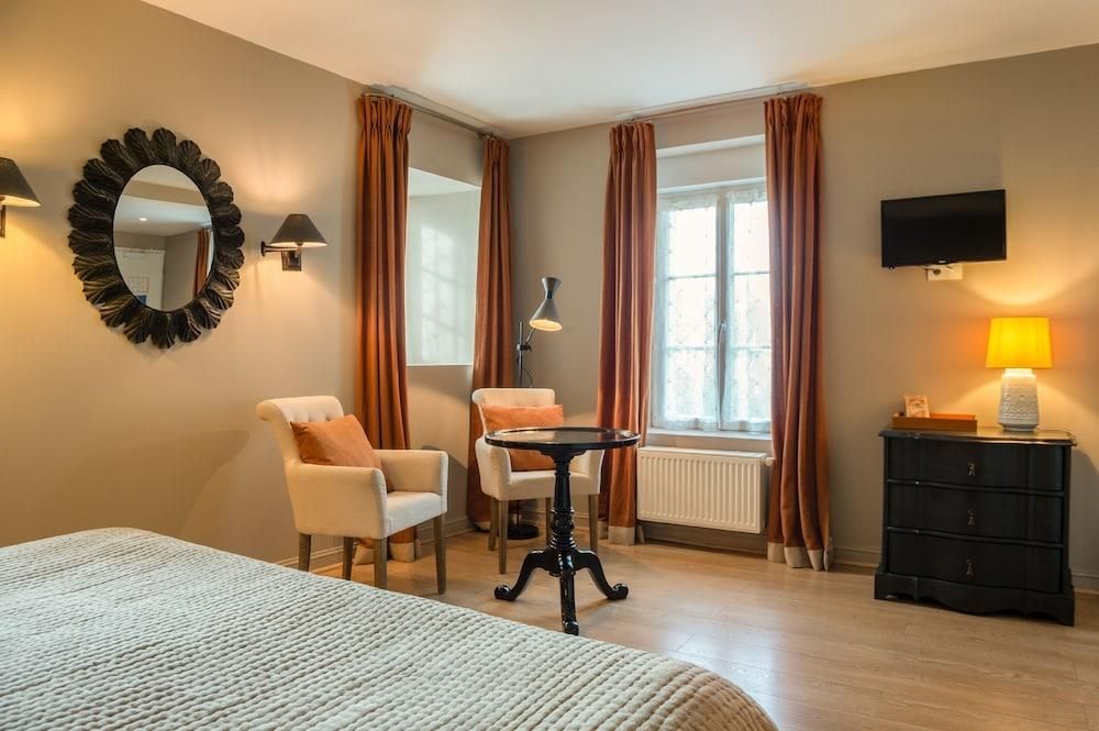 The Originals Relais (Relais du Silence) Hôtel Restaurant Les Ormes in Barneville-Carteret bei ...