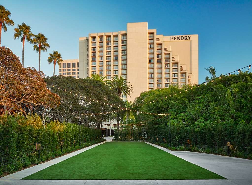 Fashion Island Hotel - Newport Beach - Great prices at HOTEL INFO