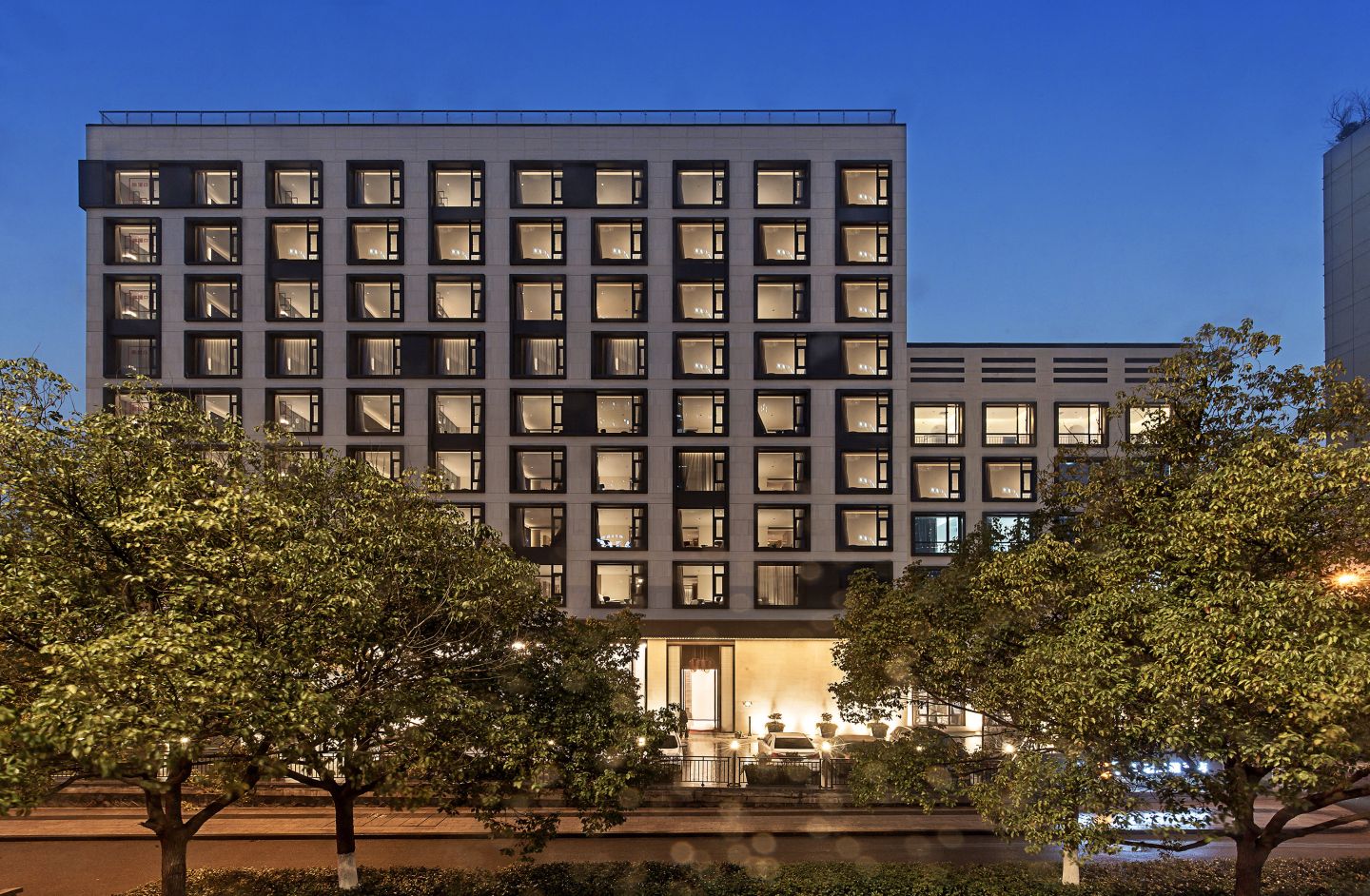 Intercity Hangzhou Qingchun Road Hotel - 