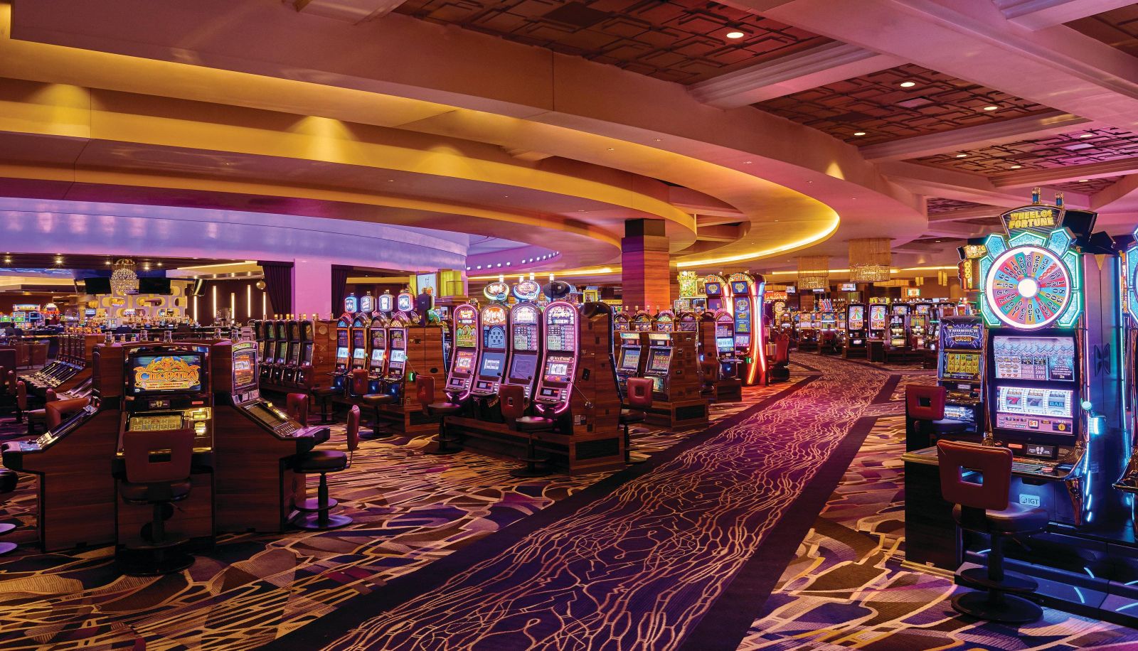 inside circus circus