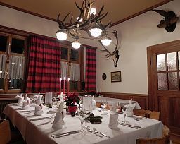 Zur Burgruine Frauenberg - Marburg