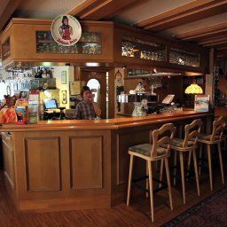 Zur Post Landgasthof - Illmensee