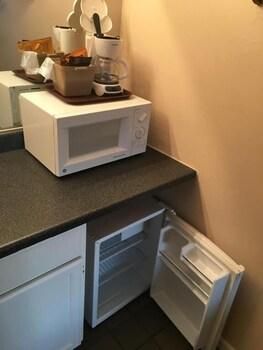 Oak Grove Inn - Branson, MO