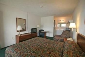 Lake Anna Lodge - Lake Anna, VA