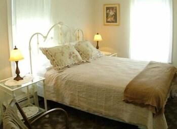 Albatross Hotel - Point Pleasant Beach, NJ