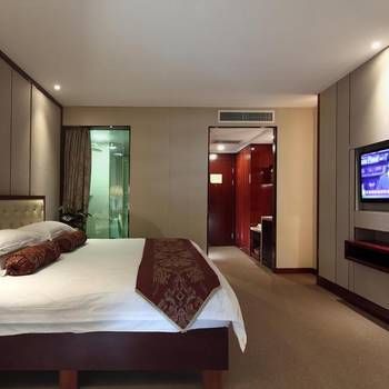 Nanjing Zhen Bao Holiday Hotel - Nankin