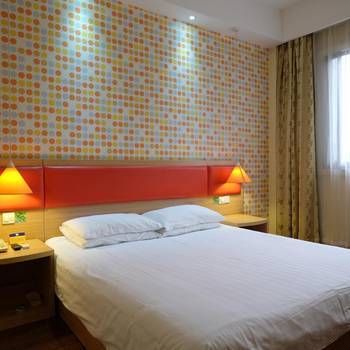 Home Inn Shanghai Renmin Square - Shanghai