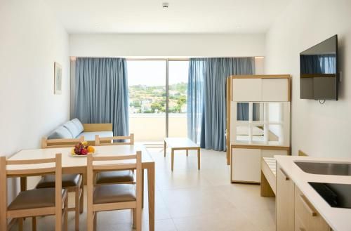 Sunrise Oasis Hotel & Waterpark - Протарас