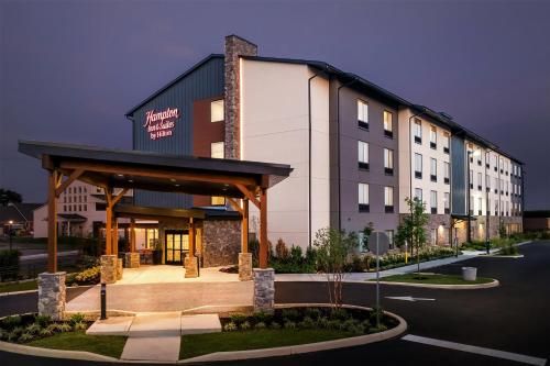 Pa Hampton Inn & Suites Intercourse - Morgantown, PA
