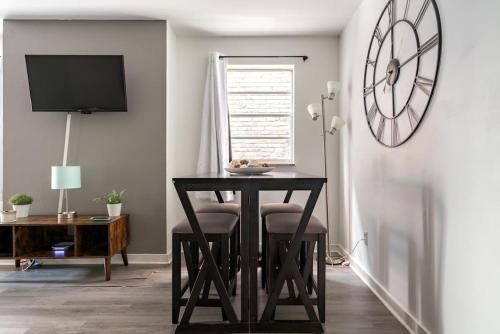 Short North Convention Private Parking Pets - Ohio