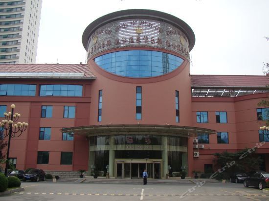Kerren Hot Spring Hotel - Dalian