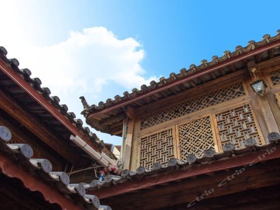 Floral Inn Qin Jin Wang Fu - Lijiang