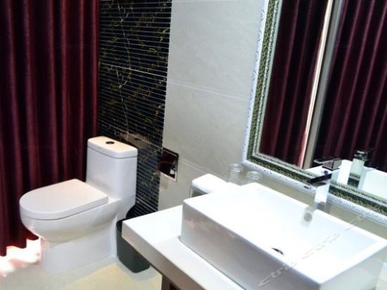 阳江中泰商务酒店 - Yangjiang