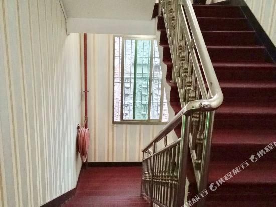 Hongda Hotel - Ningde