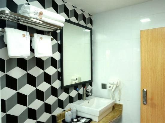 Pincheng Theme Apartment Hotel - Canton / Guangzhou