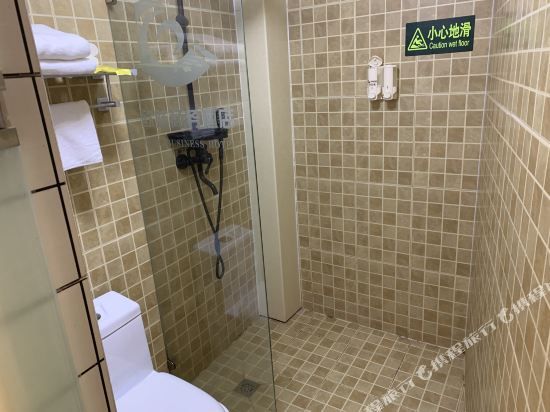 Oulu Hotel (Qingdao Zhanqiao Catholic Church) - Qingdao