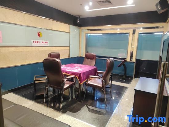 Weilong Hotel - Kunming