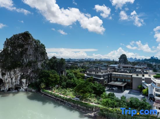 Golden Dragonball Hotel - Guilin