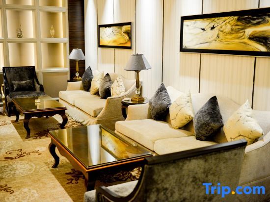 Central Hotel - Qinhuangdao