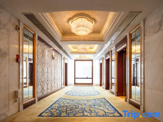 Xiaogan Yuji Grand Hotel - 샤오간 시