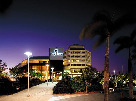 Shangri La Cairns - Cairns