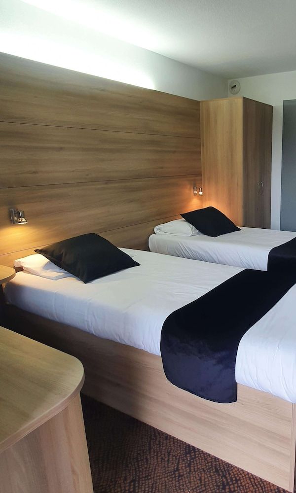 Enzo Hotels Loudeac By Kyriad Direct - Loudéac