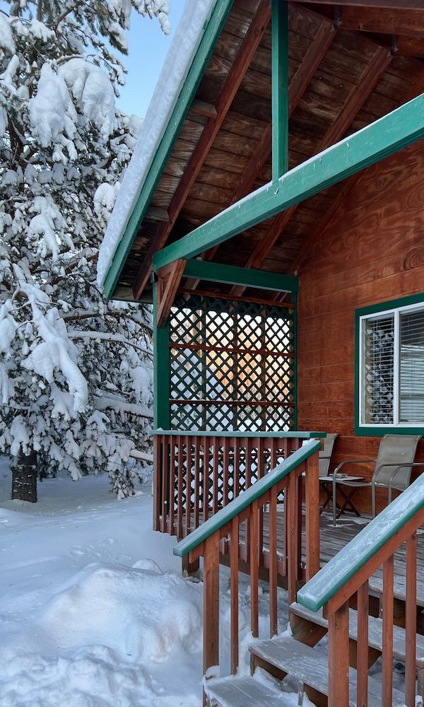Chinook Wind Cabins - Alaska