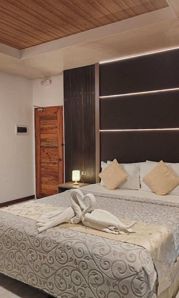 Linaw Beach Resort - Panglao