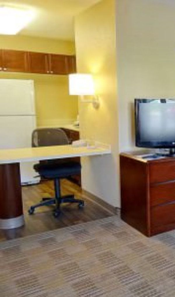 Candlewood Suites Houston Space Center – Webster By Ihg - League City, TX