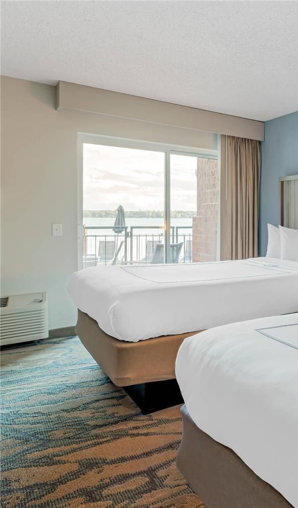 Ascend Hotel Collection Heidel House Hotel And Conference Center - Ripon, WI