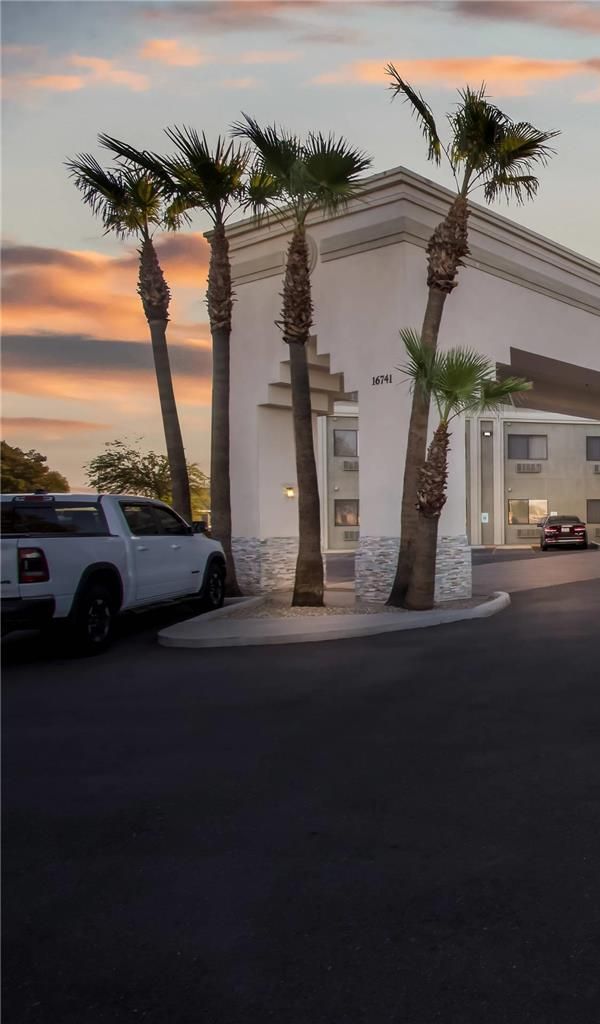 Comfort Inn & Suites Surprise Near Sun City West - Sun City West, AZ