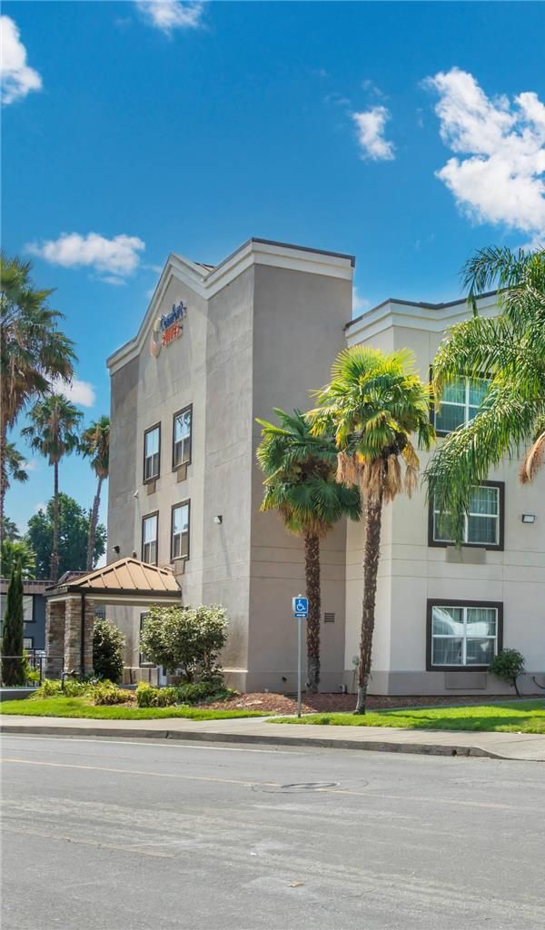 Comfort Suites Downtown Sacramento - Sacramento, CA