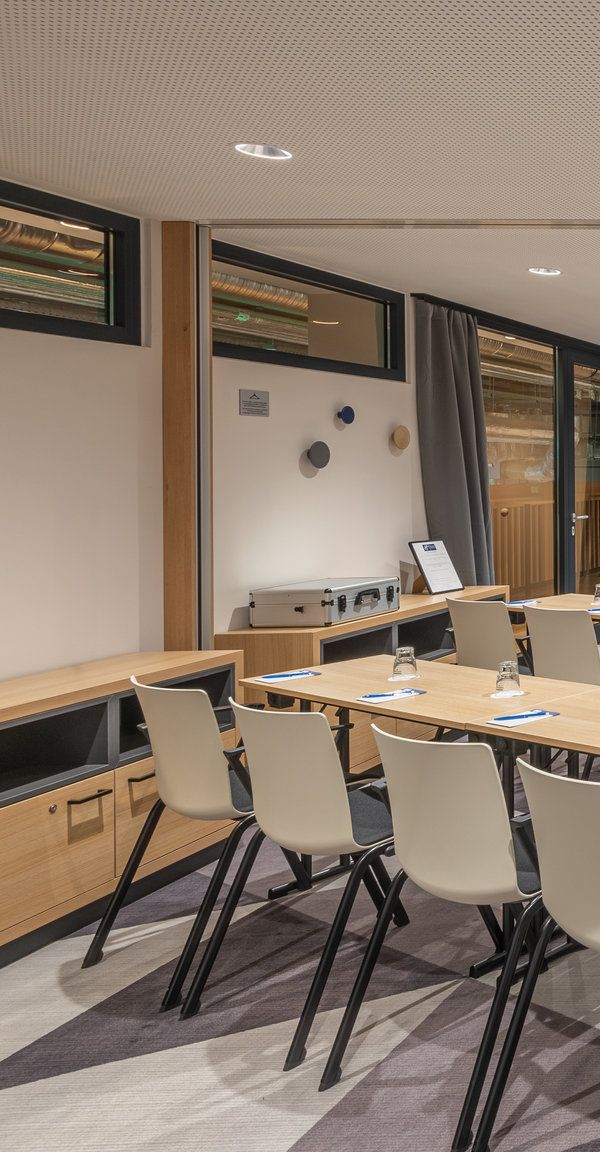 Holiday Inn Express Hamburg South A7/as42 - Bispingen