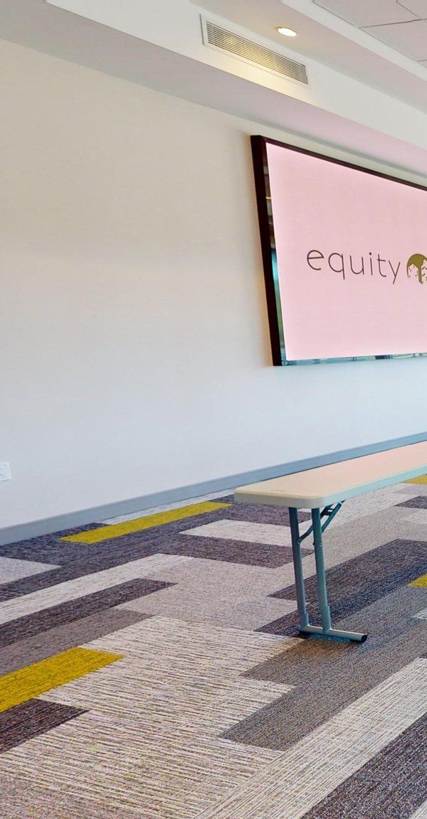 Holiday Inn Express & Suites Chicago Schaumburg By Ihg - Schaumburg, IL