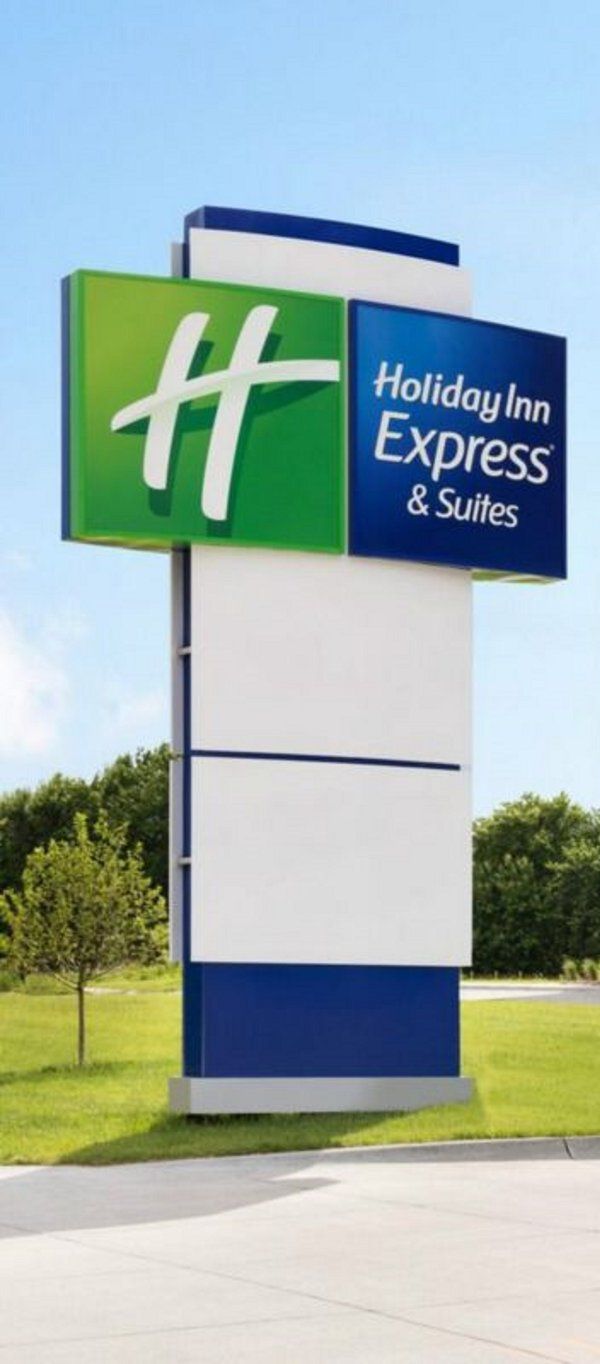 Holiday Inn Express & Suites Chino Hills - Chino Hills, CA