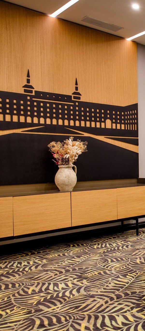 Motel One Madrid-plaza De España - Madrid