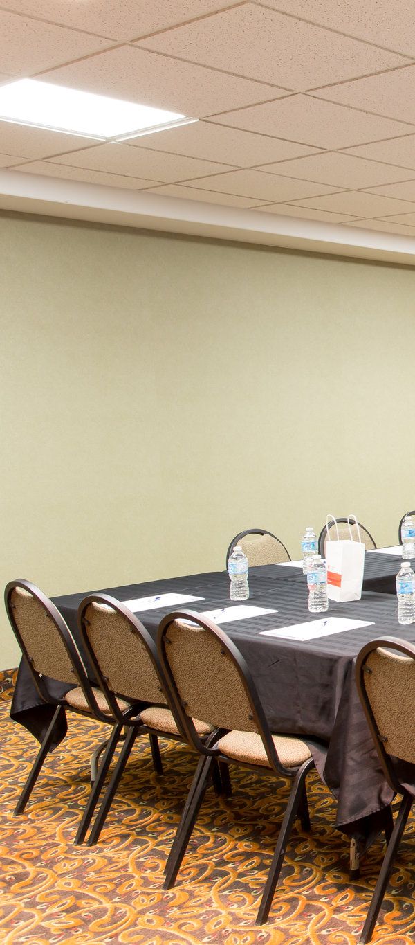 Holiday Inn Express & Suites Slave Lake By Ihg - Slave Lake