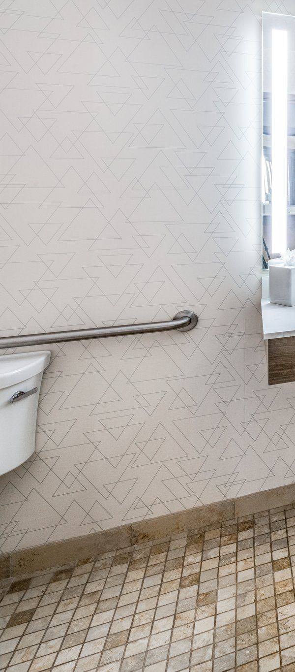 Holiday Inn Express & Suites Colorado Springs-first & Main By Ihg - Colorado Springs