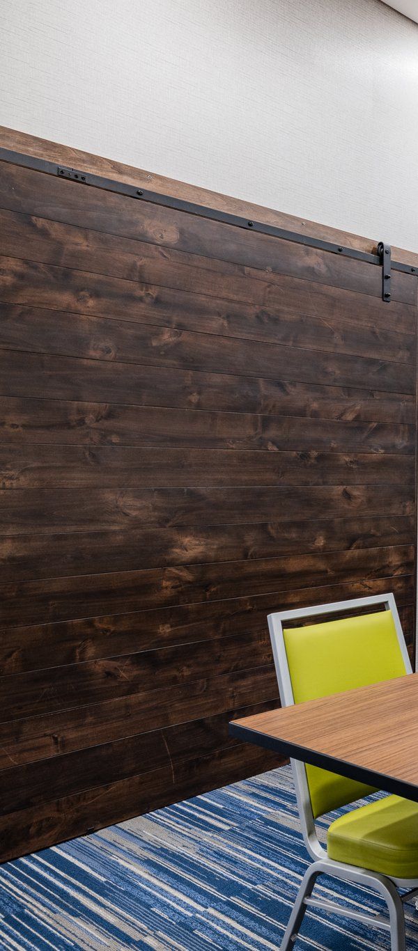 Holiday Inn Express & Suites Lincoln Downtown By Ihg - Lincoln, NE