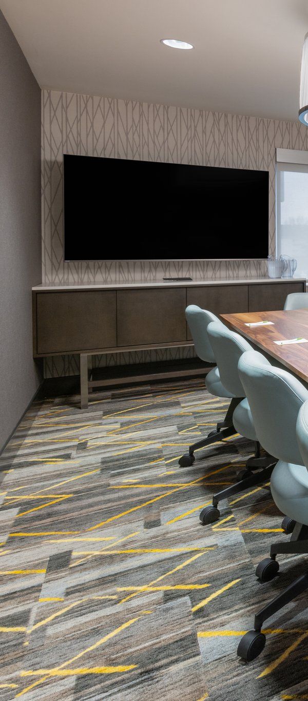 Holiday Inn & Suites Richmond - West End By Ihg - Richmond, VA