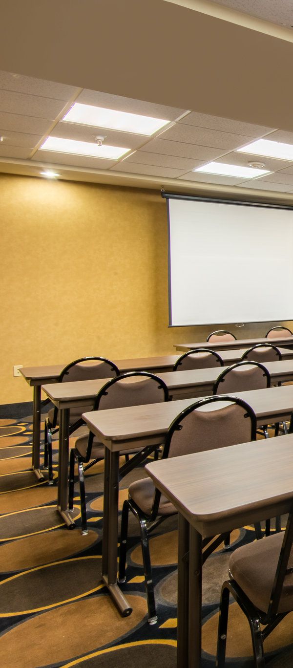 Holiday Inn Express & Suites Clovis - Clovis, NM