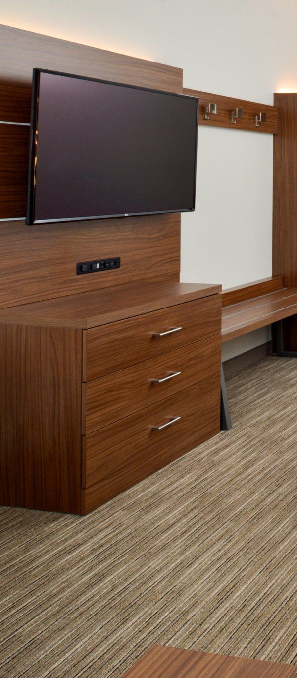 Holiday Inn Express & Suites Elko - Elko, NV