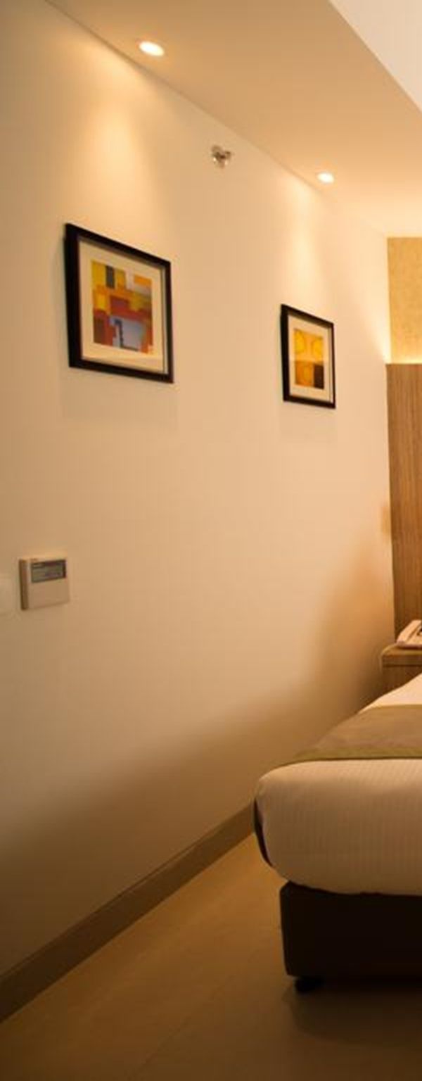 The Maureen A Unit Of Kanak Trade Link Pvt.ltd - Kolkata