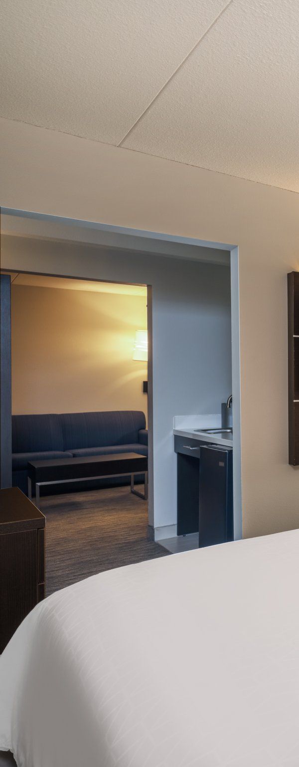 Holiday Inn Express Minneapolis West - Plymouth - Plymouth, MN