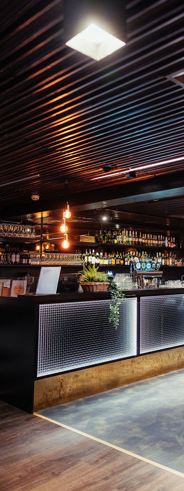 Emilia - 海門林納