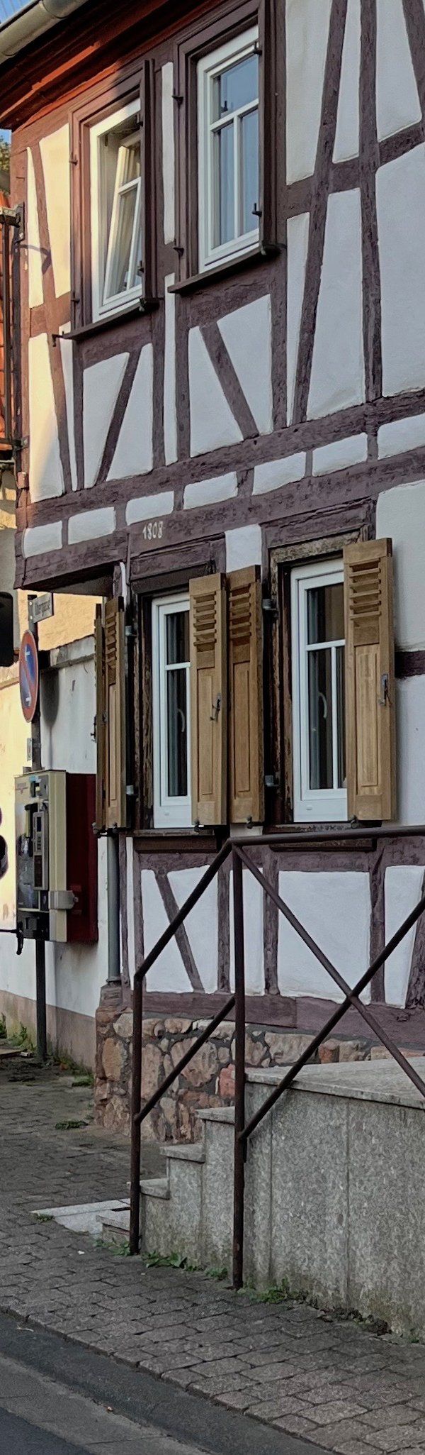 Pension No 8 - Frankfurt