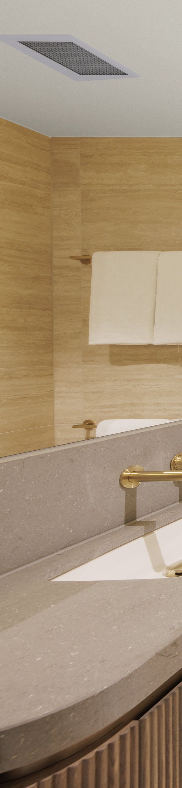 Amora Hotel Brisbane - Brisbane