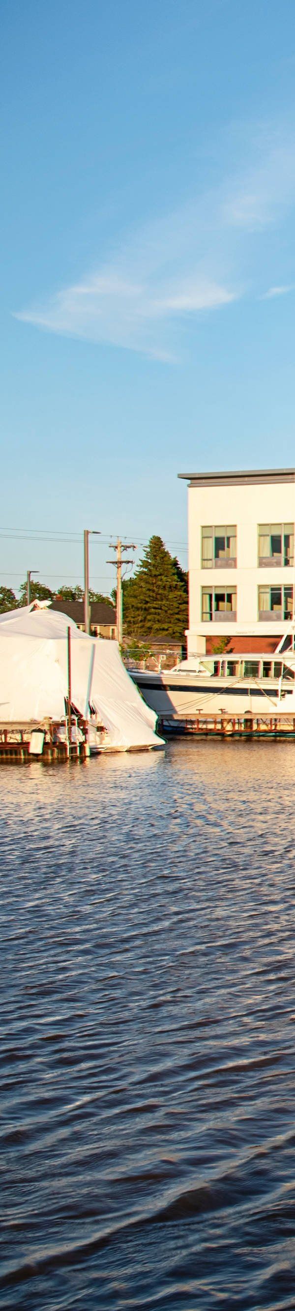 Fairfield Inn And Suites By Marriott Duluth Waterfront - Duluth, MN