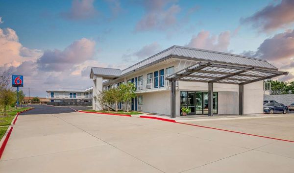 Motel 6 Dallas - Euless - 沃思堡