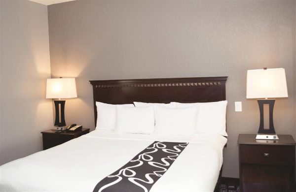 La Quinta Inn & Suites By Wyndham Abilene Mall - Abilene, TX